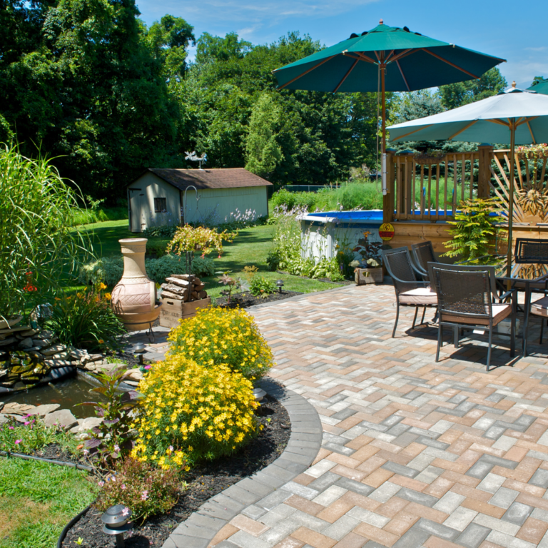 Trendy Patios Designs for Modern Homes